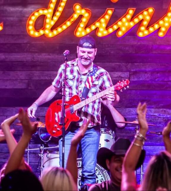 Chad Freeman & Redline | Wedding Bands - The Knot