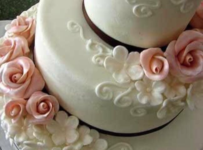 Amazing Cakes By Liz | Wedding Cakes - The Knot