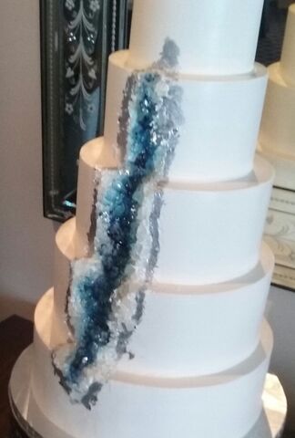 The Cake Hag Cake & Dessert Studio | Wedding Cakes - The Knot