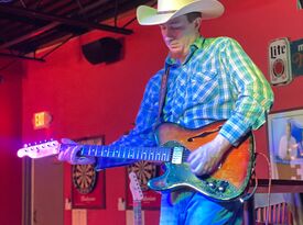 Travis Hyll - Country Singer Norwich, CT - The Bash
