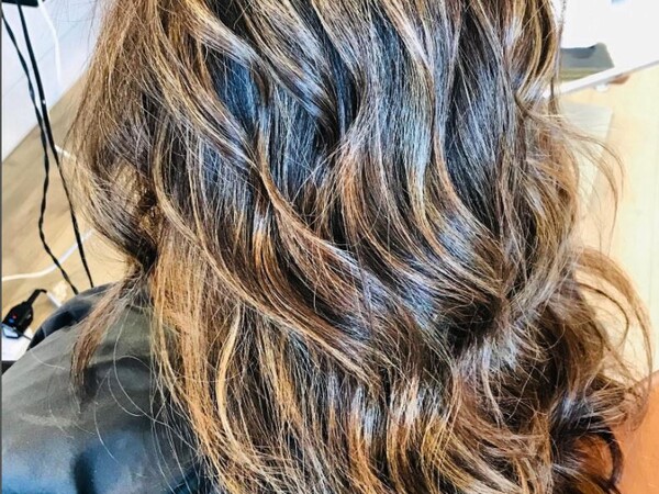 Migdalia Hair Photos - The Knot