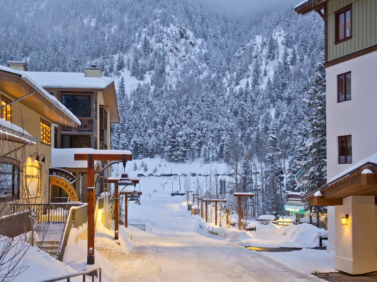 The 15 Most Romantic Getaways in New Mexico for Couples