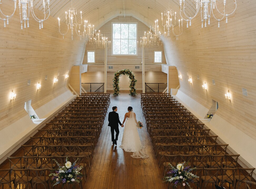 The Historic Wakefield Barn | Reception Venues - The Knot