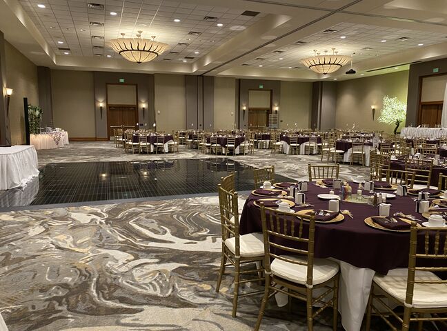 DoubleTree by Hilton Bay City - Riverfront | Reception Venues - The Knot