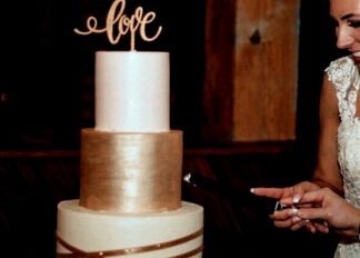 The Cake Hag Cake & Dessert Studio | Wedding Cakes - The Knot