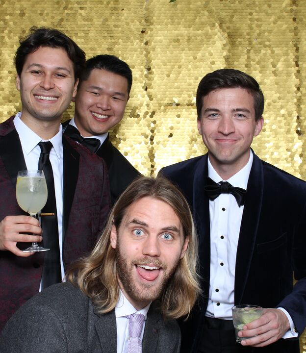 Pop Up Photo Booth | Photo Booths - The Knot