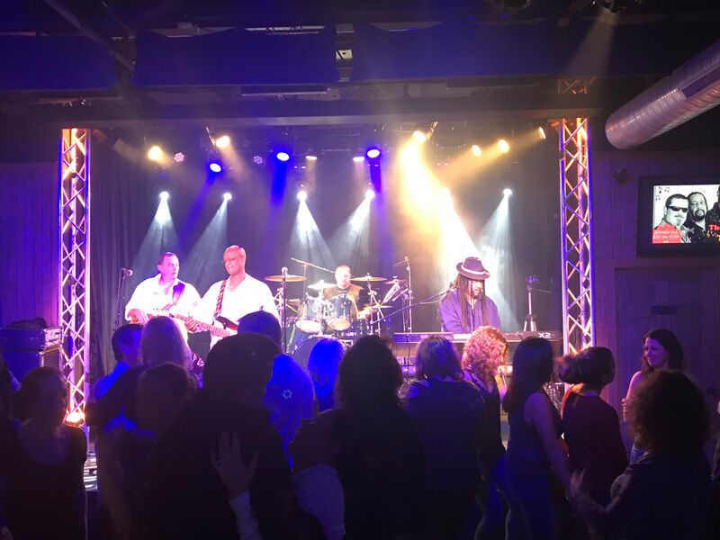 Rhythm Kings - Dance Band Milwaukee, WI | The Bash
