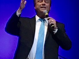 Johnathan Bond of Young Harmony - Singing Pianist Nashville, TN - The Bash