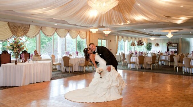 Knoll country club wedding | Honestweddingadvice.com
