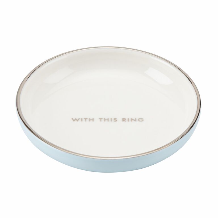 21 of the Prettiest Engagement Ring Dishes for Every Vibe
