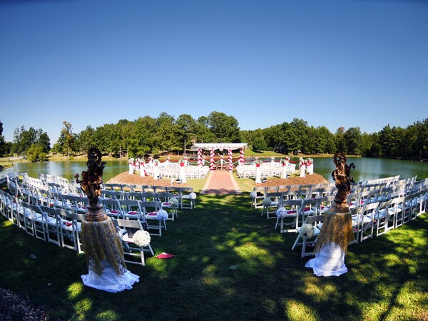 The Farley Estate Photos - The Knot