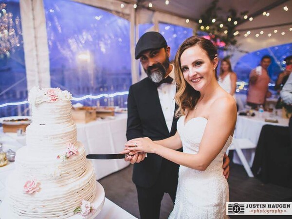 Jamie-Cakes Bakery Boutique Photos - The Knot