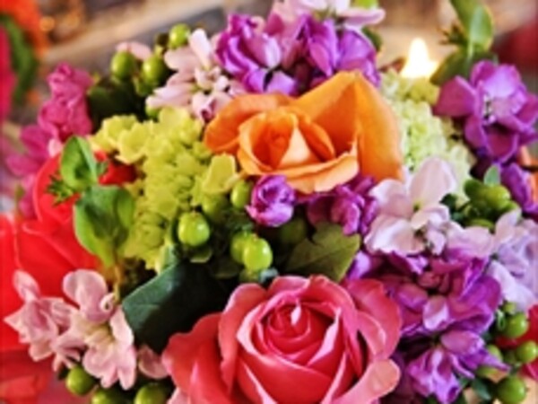Chelish Moore Flowers Photos - The Knot