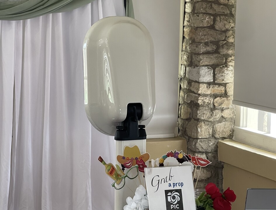 Party Insta Cam | Photo Booths - The Knot