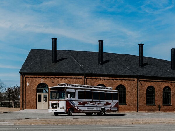 Capital Trailways Photos - The Knot