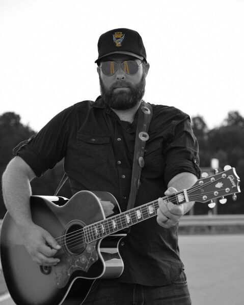 Terry Douglas Band - Country Band Thornville, OH | GigMasters