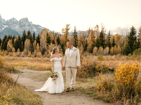 Kayla Beard Photography - WY Photos - The Knot