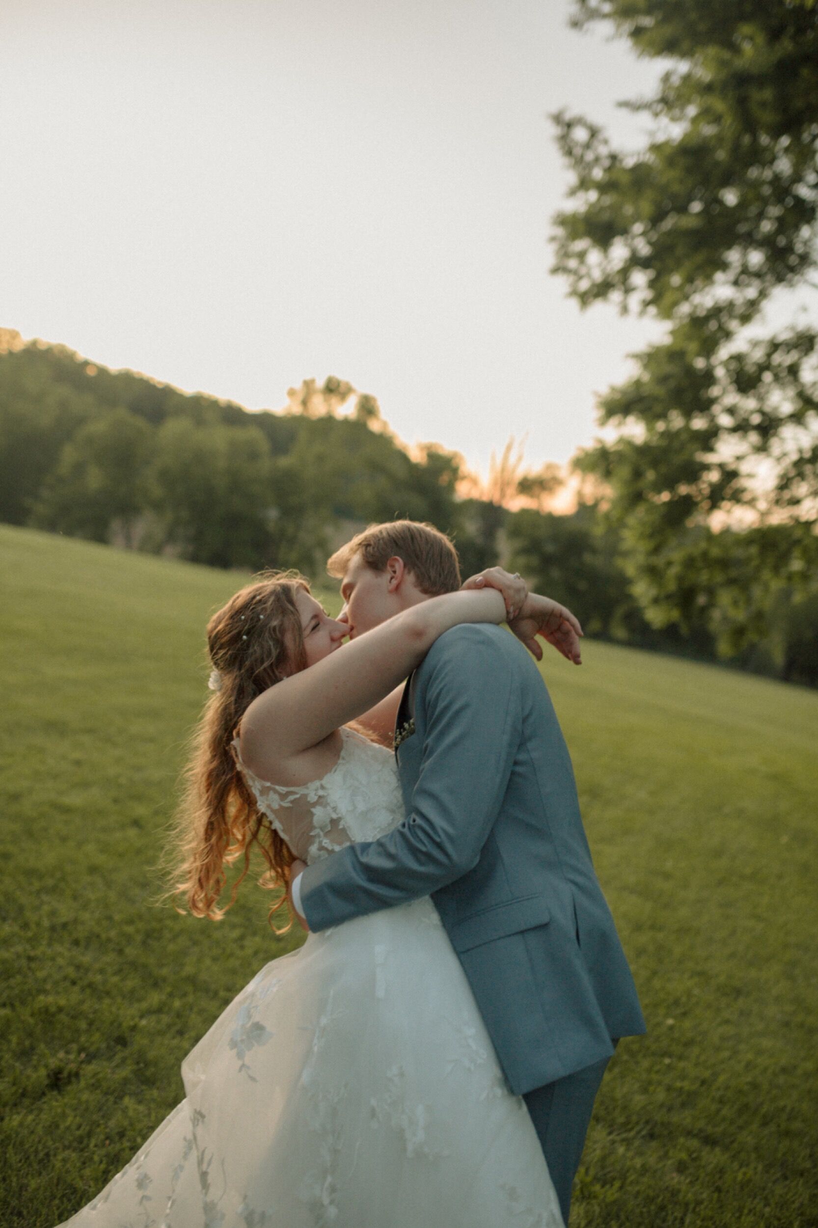 Jon Rioux Wedding Laura Rioux And Johnny Rioux's Wedding Registry On