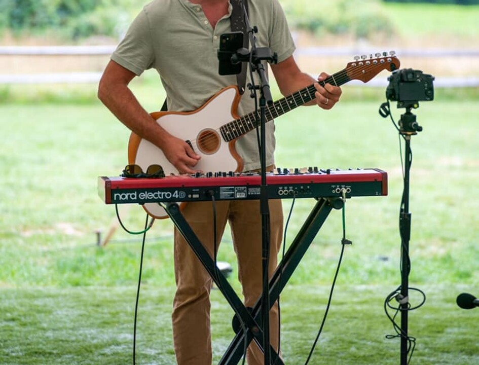 Travis Winkley (Acoustic Performer) + Updated Prices - The Knot