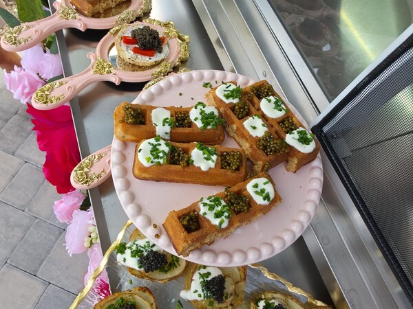 Gourmet Chariot Mobile Food Truck Photos - The Knot