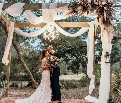 Les Amis Weddings & Events + Updated Prices - The Knot
